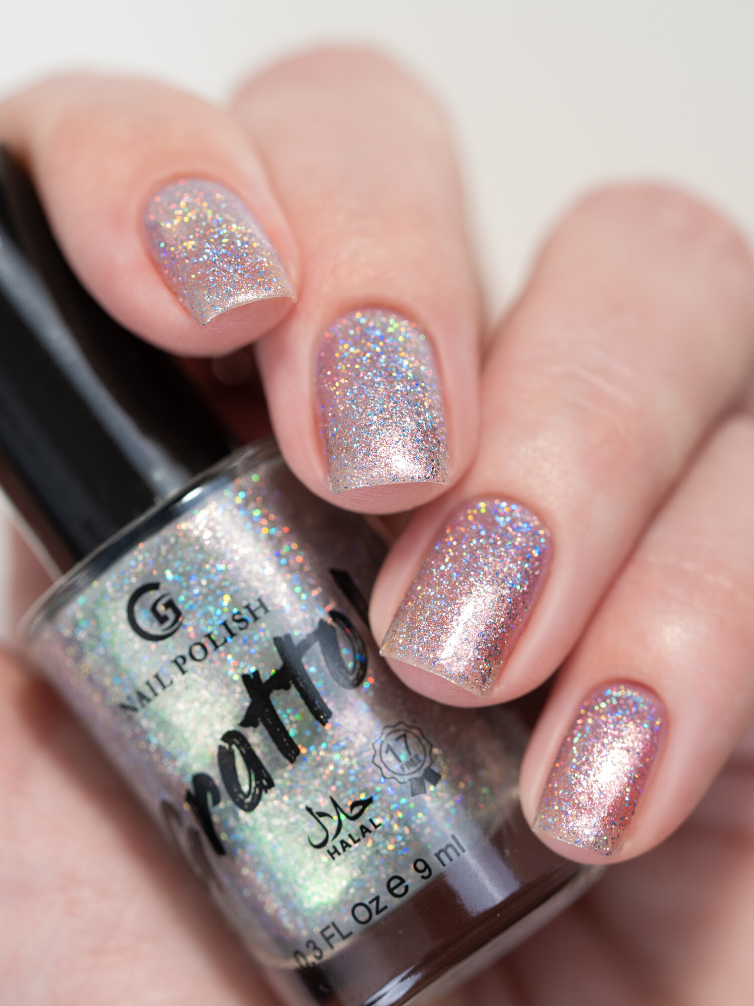 Лак для ногтей с шиммером и голографическими хлопьями - Grattol She is Light, 9мл