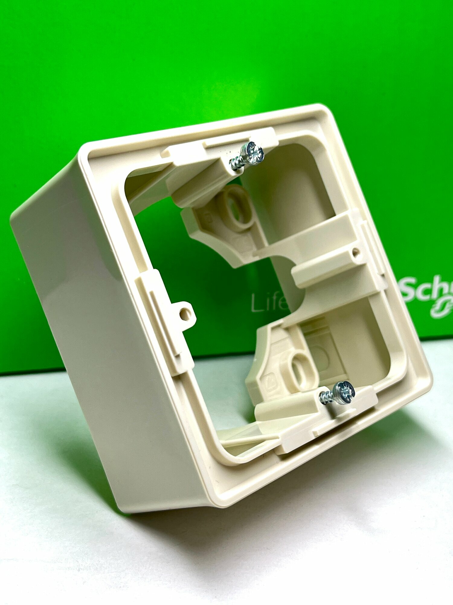 UNICA NEW коробка для открытой установки, 1-постовая, бежевый NU800244