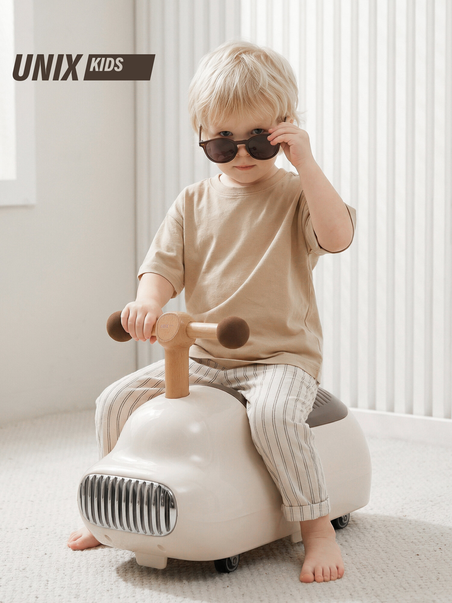 Толокар UNIX Kids Босс / Boss машинка - каталка детская, для мальчиков, девочек и малышей, коричневый