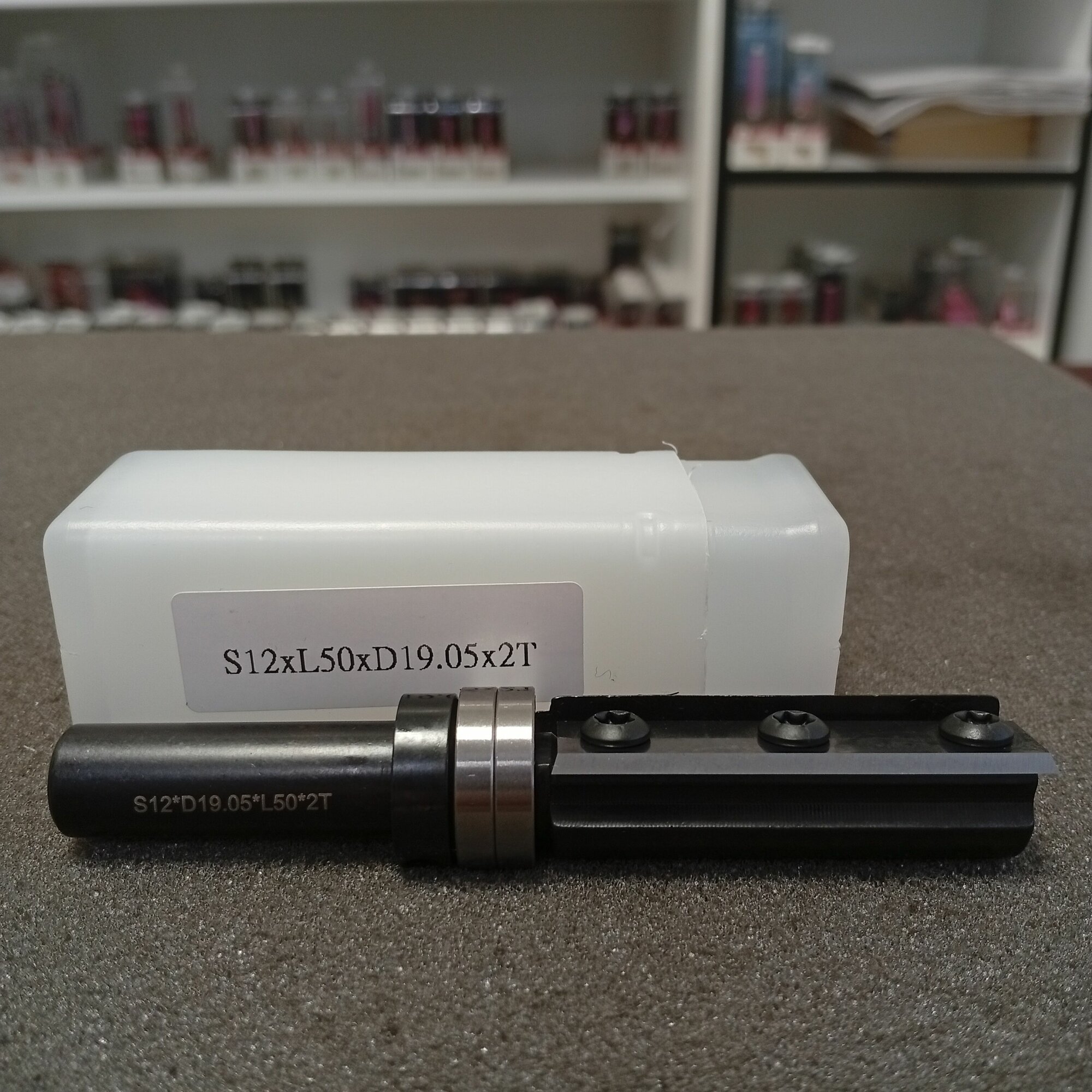 Фреза для еврозапила 19.05х50 ( 2 верхних подшипника) со сменными ножами D 19,05 хв.12 мм ( ножи 50х12х1,7 z4)