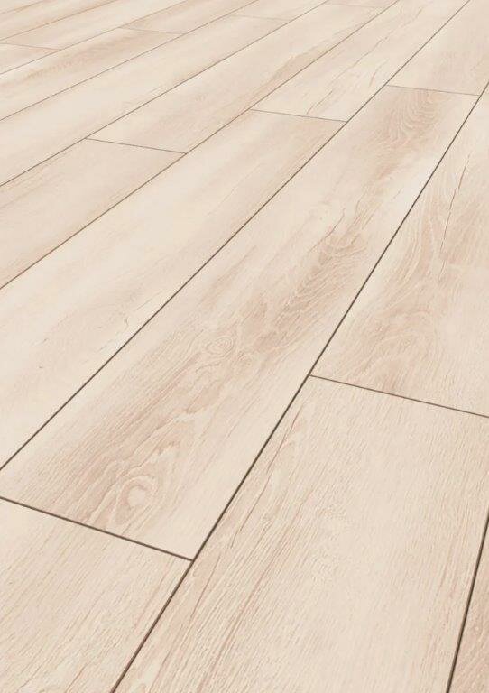 Ламинат EUROHOME Класс износостойкости 33, толщина 12 мм, размер плашки 1285х192 мм, фаска 4V, декор “Дуб Шевинган” (2611)