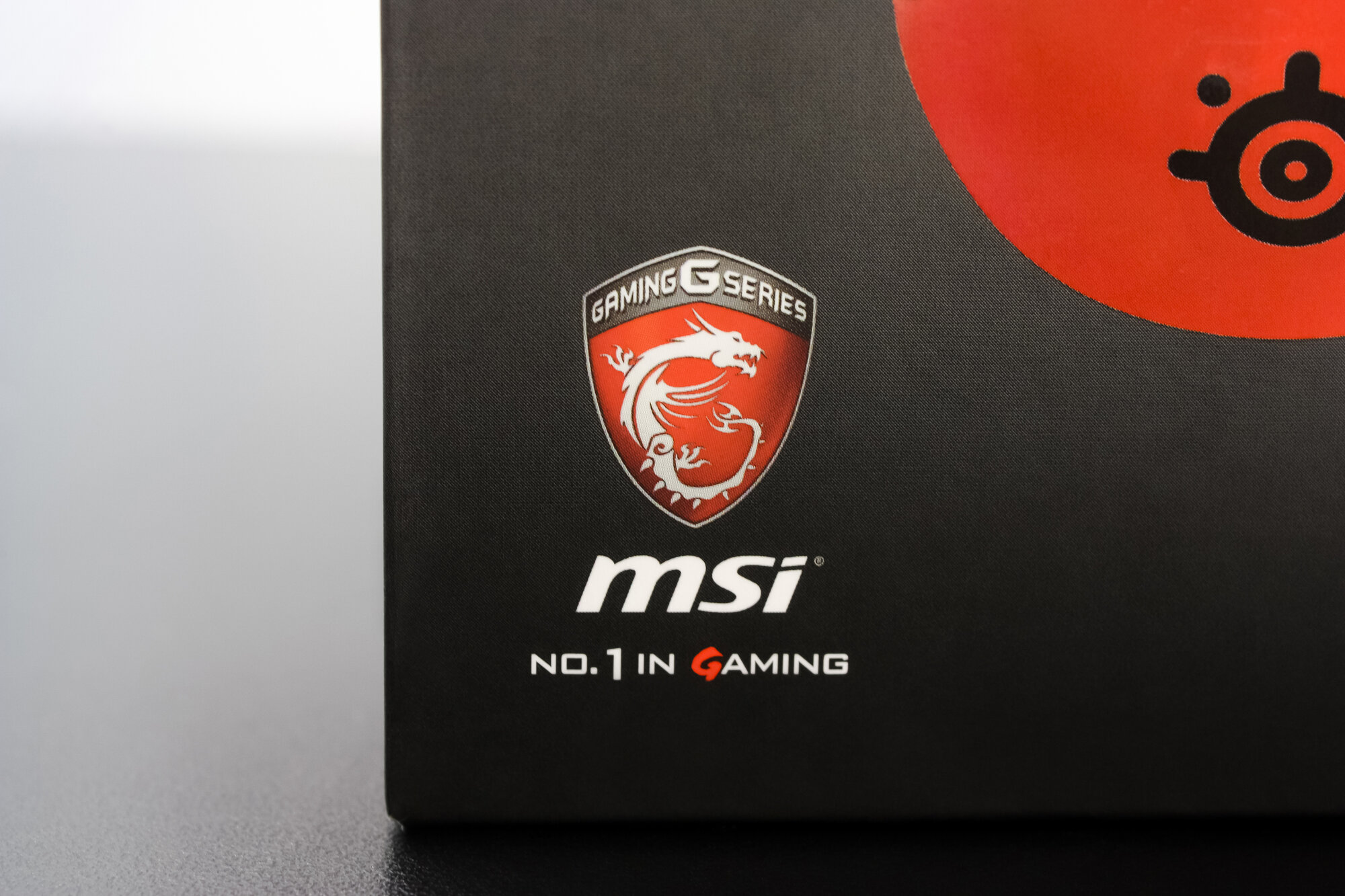 SteelSeries Kinzu v3 Gaming Mouse — фото 1