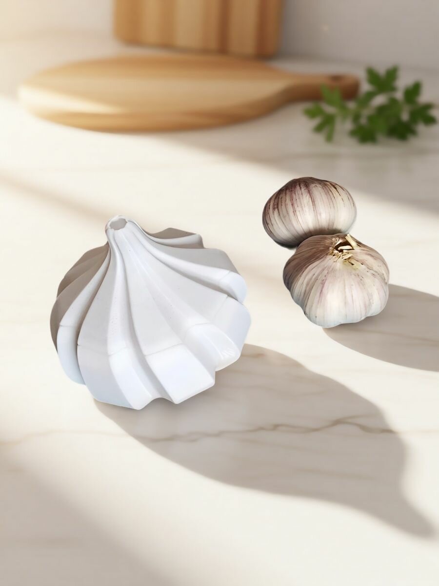 Чесночница с крышкой