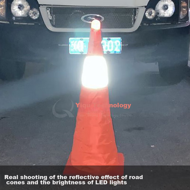 Светоотражающий треугольный конус 70 см с LED-подсветкой для ночного предупреждения Цвет：Светоотражающий конус 70 см с