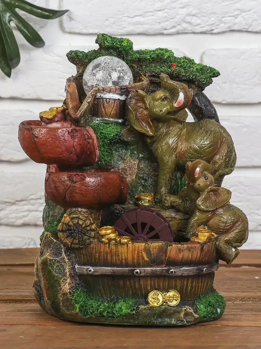 Фонтан "Довольный слон" 19х27см