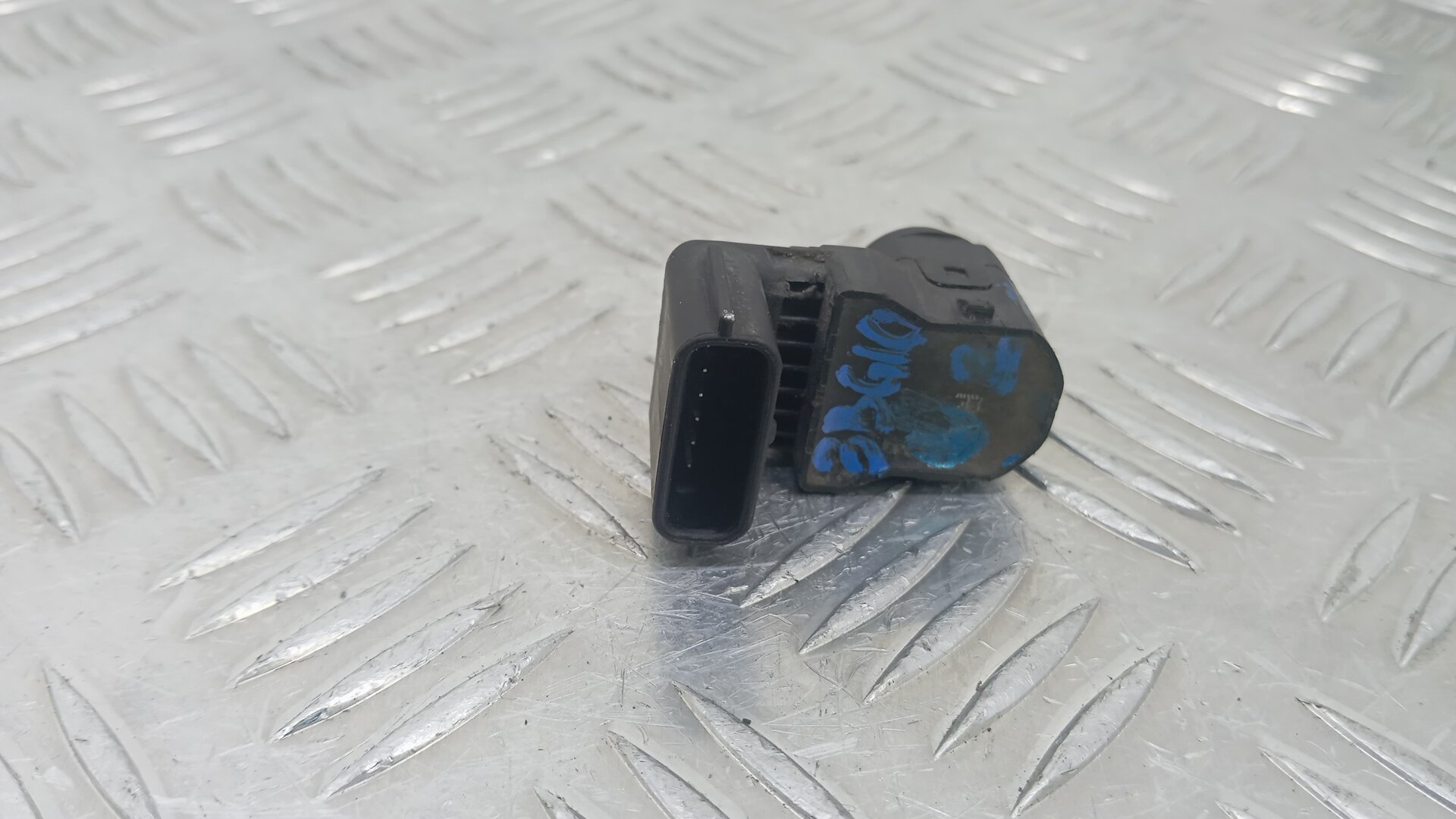 Парктроник задний KIA SORENTO 3, Номер 95720C5000BN2