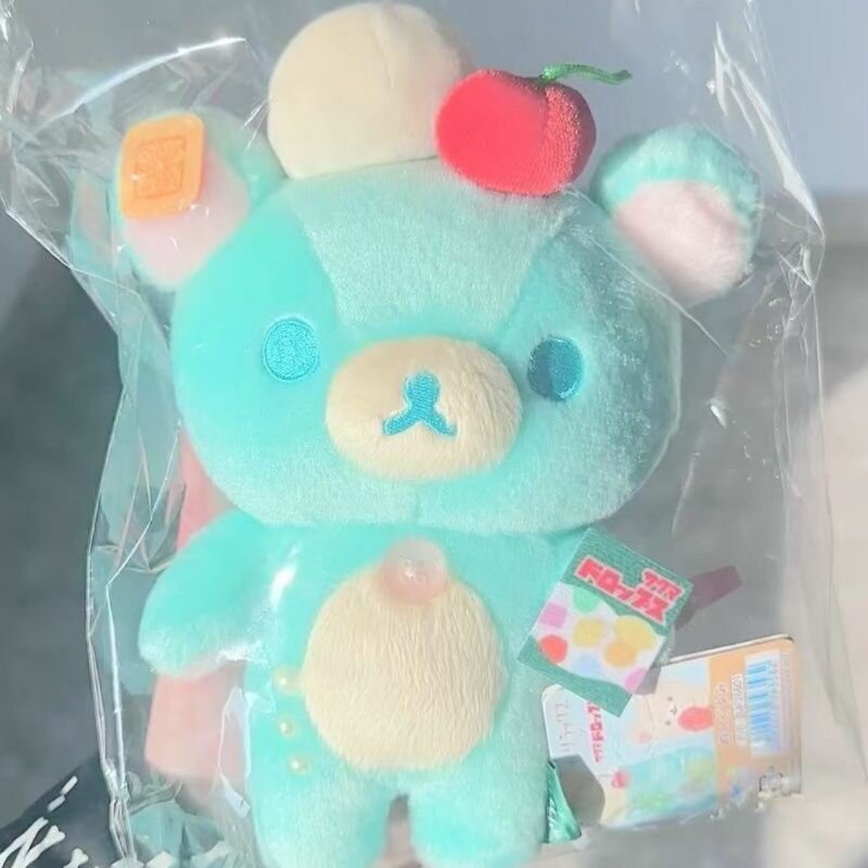 Ограниченная серия "Кафе Rilakkuma": Подвески-брелоки "Медведь со вкусом газировки Ramune" и "Медвежонок на медовом панкейке