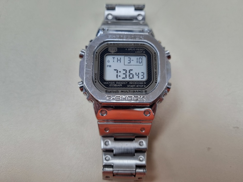 Наручные часы CASIO G-Shock, серебристый