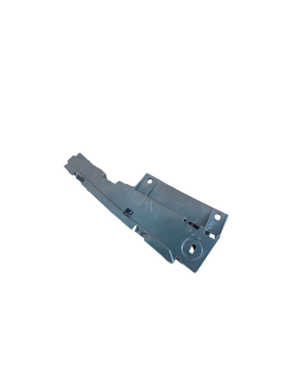 Кронштейн решетки радиатора правый Mercedes GLK 204 2048851036