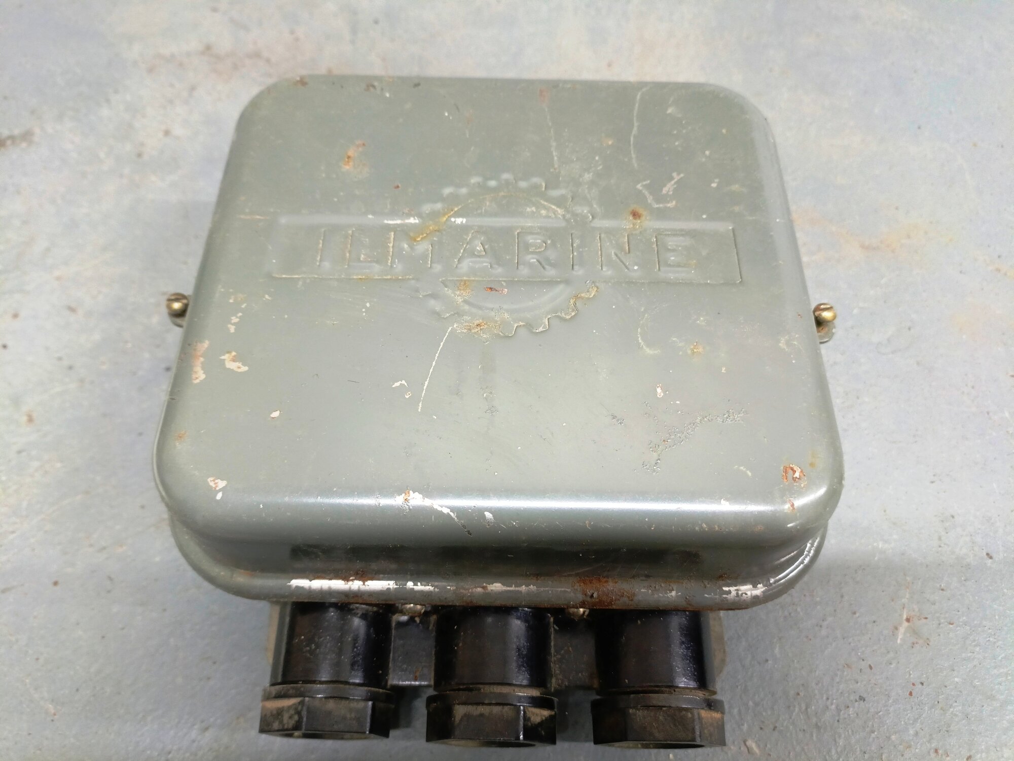 Реверсивный магнитный пускатель МКР-0-58 2,5/5А -24/~220B~380/220В