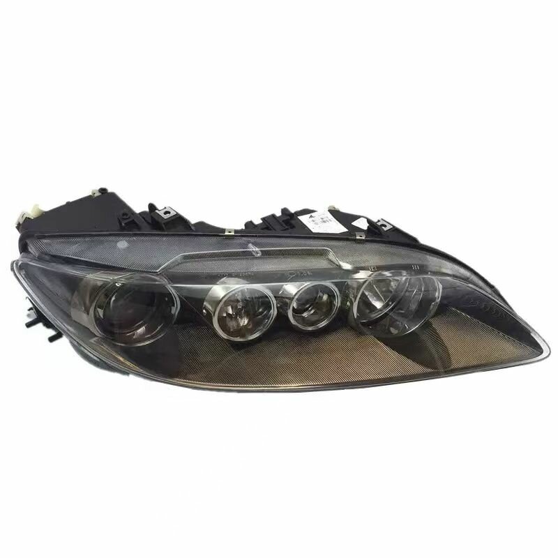 Фара передняя правая на Mazda 6 в кузове GG 2002- С ПТФ черная