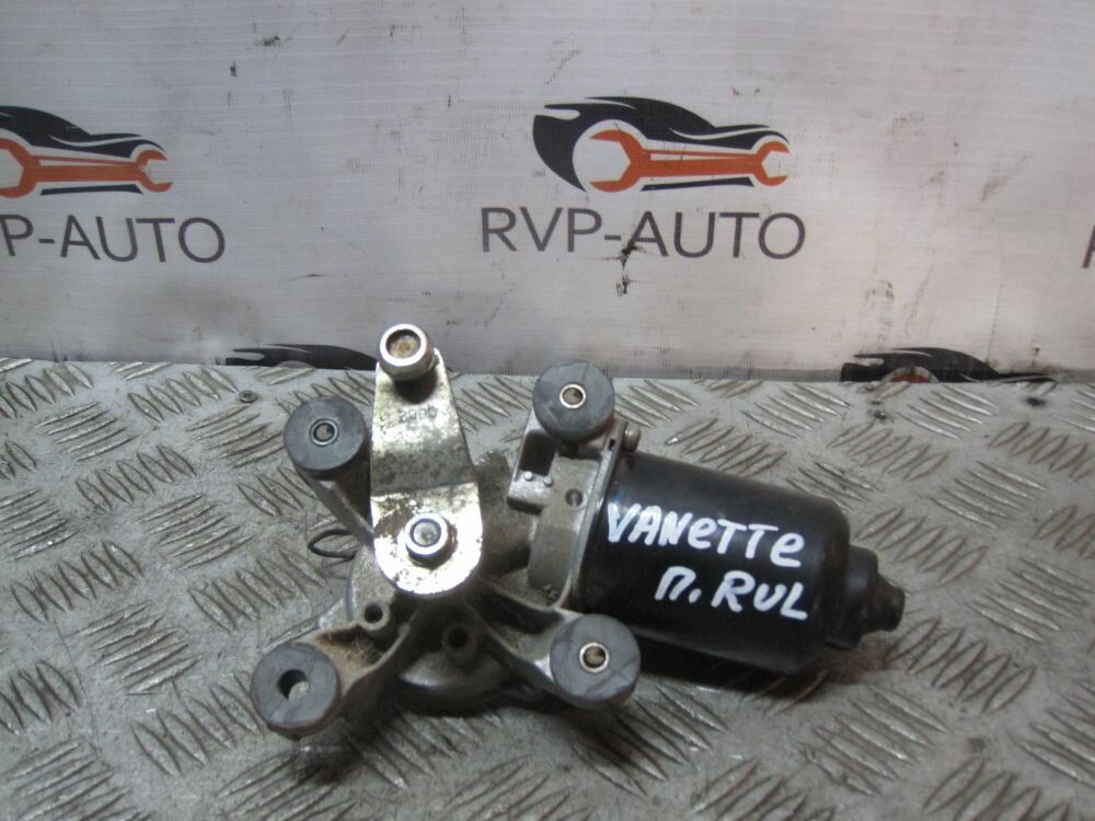 Моторчик стеклоочистителя Nissan Vanette 4 1999—17
