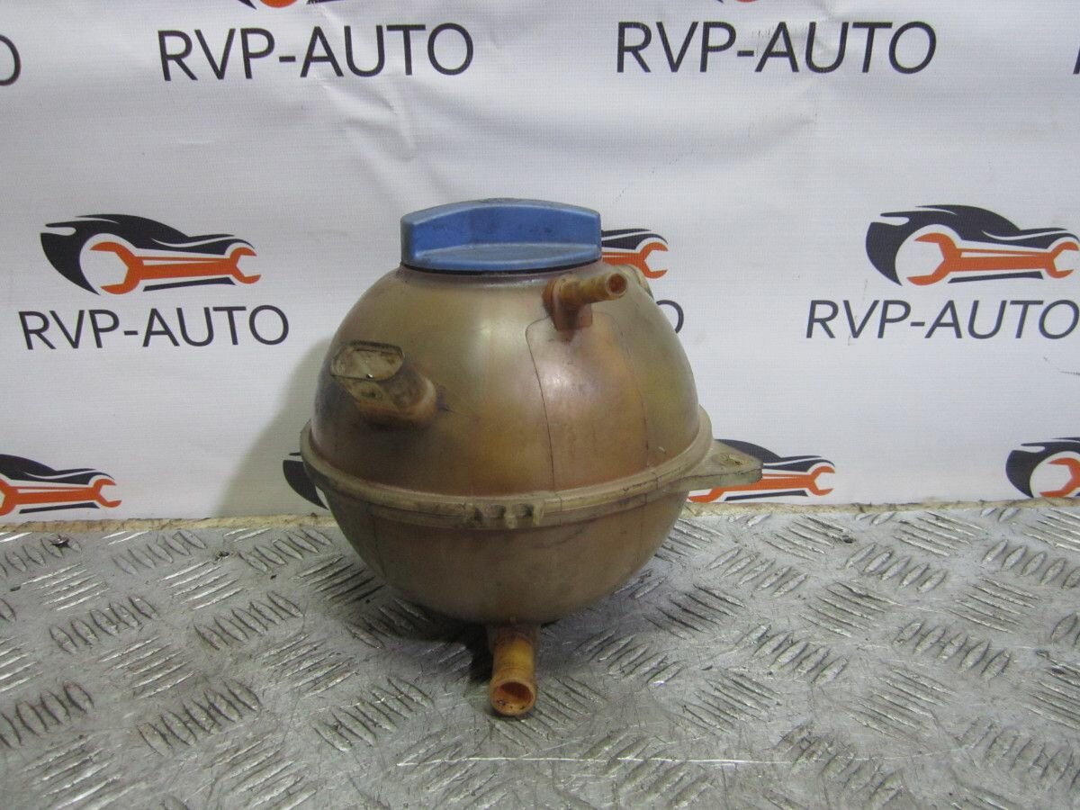 Бачок расширительный VW Golf 4 1997-2006 1J0121403B