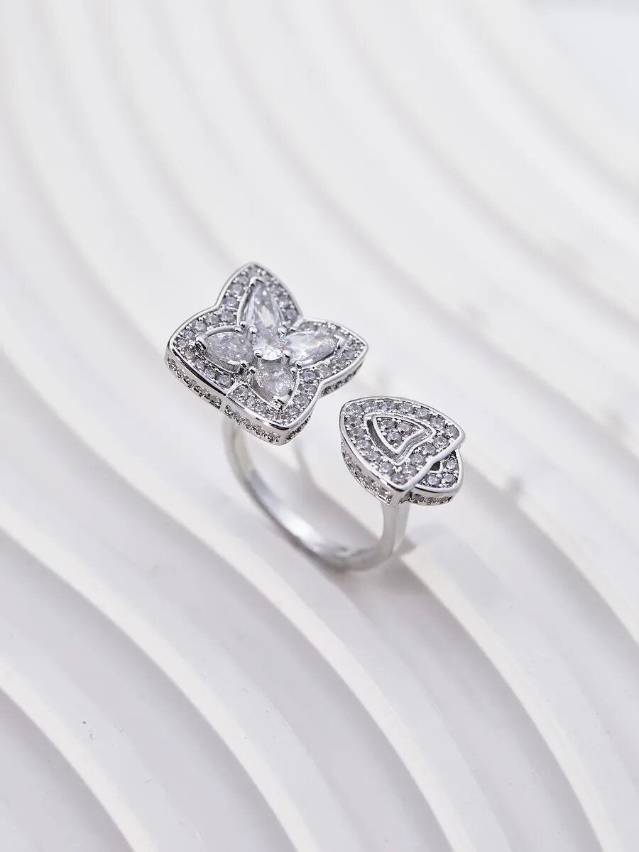 Кольцо, фианит, циркон, кристалл