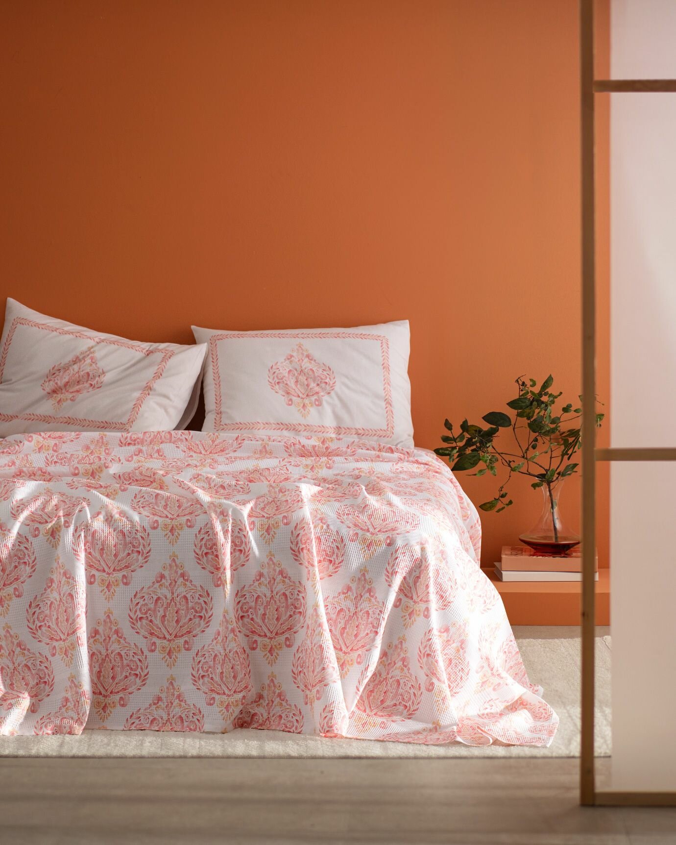 Постельное белье Madame Coco THEONI, 2-спальный комплект, хлопок, 100%, розовое/белое