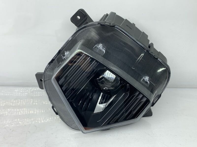 Фары автомобильные