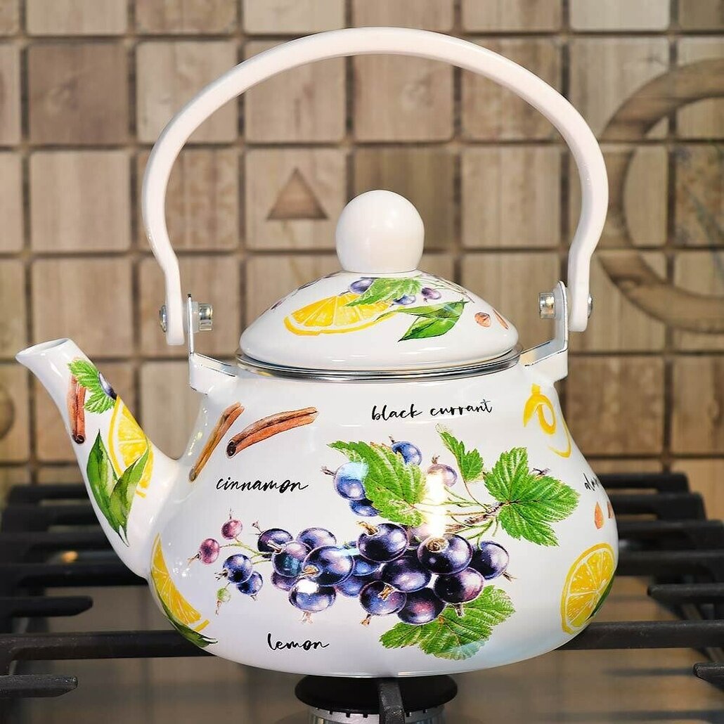 Чайник из эмалированной стали 1.5л «Вкус лета», белый с рисунком фруктов