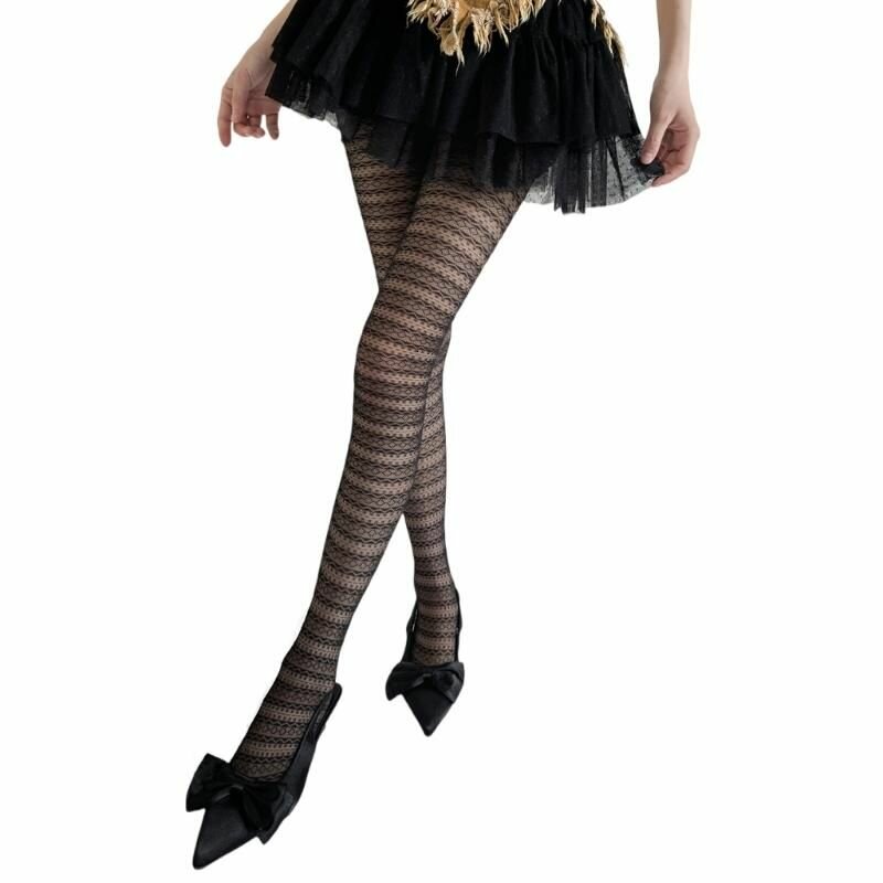 Горизонтальные кружевные шелковые чулки-черный
