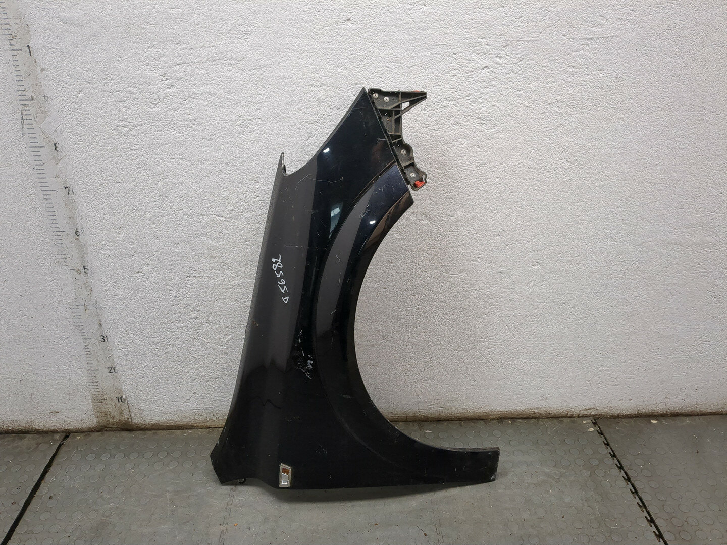 Крыло правое переднее Opel Astra H Б/У