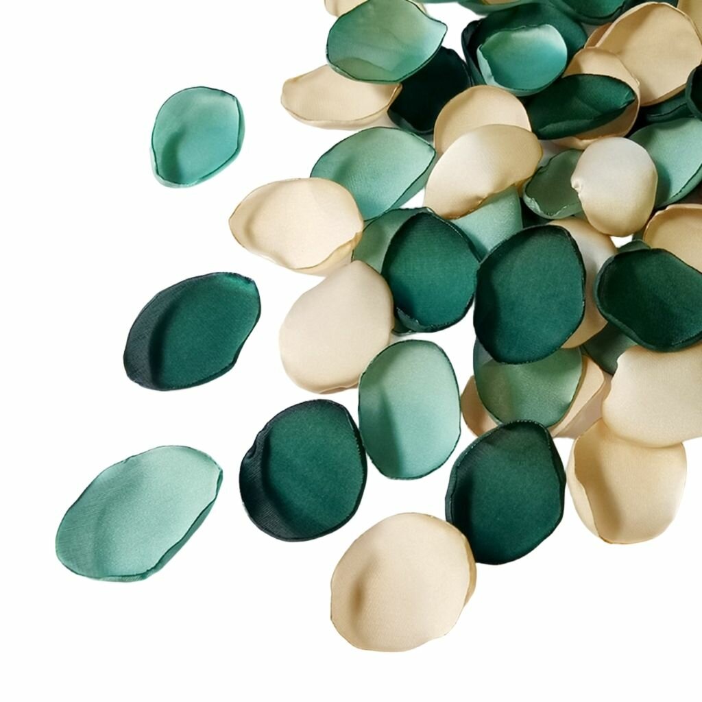 Искусственные лепестки роз для свадьбы