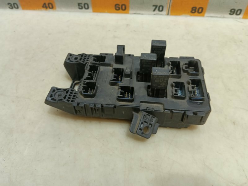 Б/У Блок предохранителей Toyota Avensis 2000 1 470642 TOYOTA арт. 8264105011