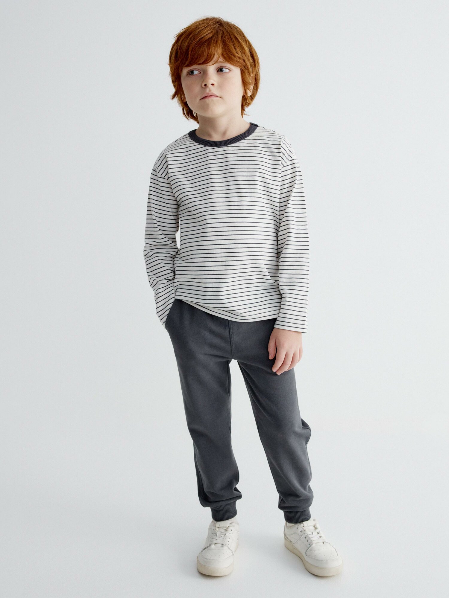 Брюки спортивные