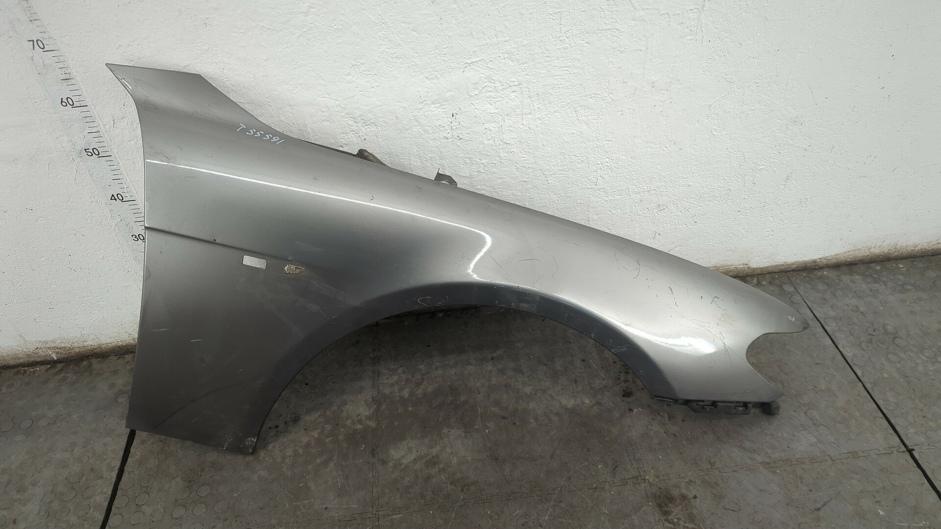 Крыло правое переднее BMW 7 E65 Б/У