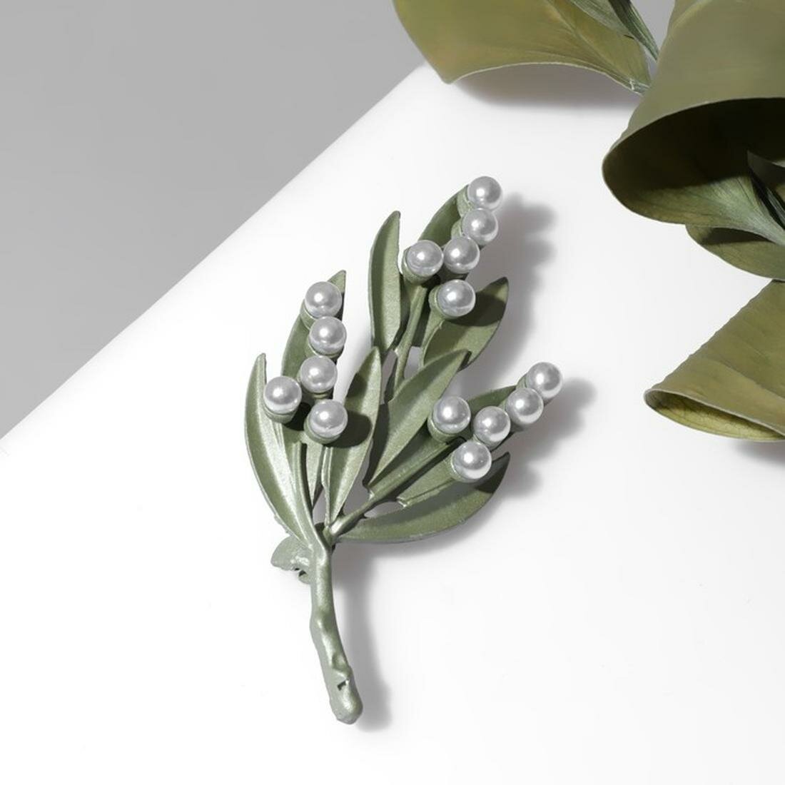 Брошь, эмаль