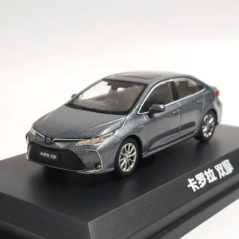Модель автомобиля Toyota Corolla Hybrid, 1:43, цвет B