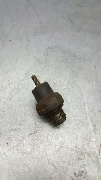 Датчик давления масла Ford Escort GAL L1E 1995 (б/у)