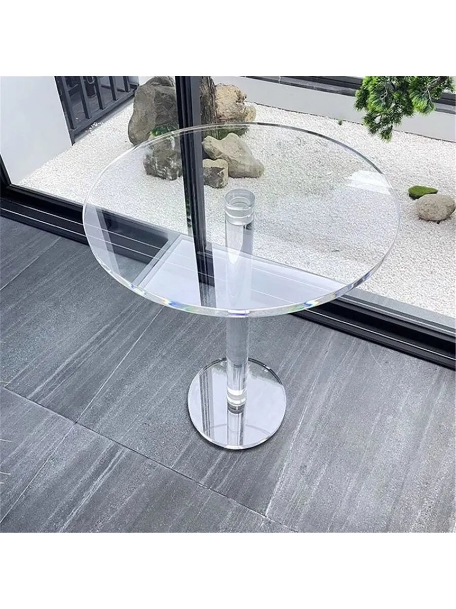 Прозрачный плавающий стол