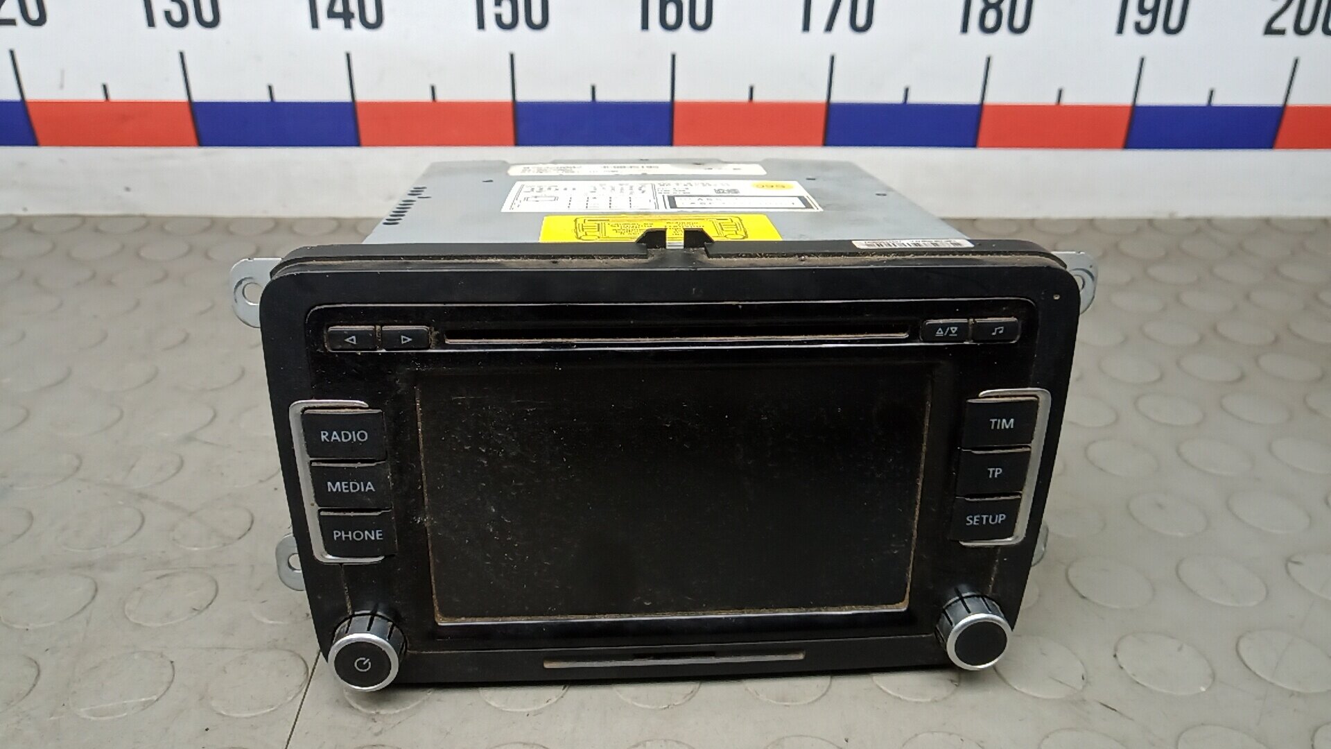 Магнитола VOLKSWAGEN JETTA 5, Номер 3C8035195