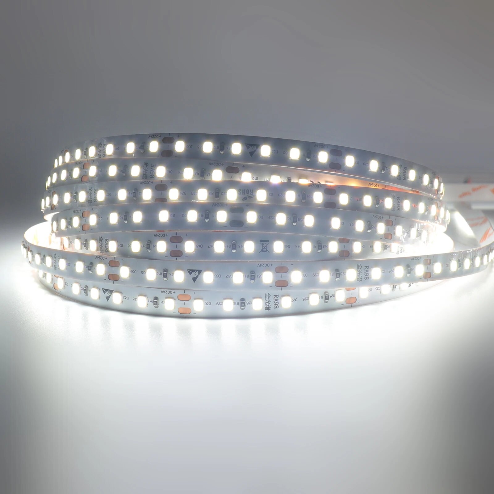 RA98 SMD2835 Светодиодная лента, клейкая, 24 В, 120/240 светодиодов, полный спектр, супер яркая гибкая светодиодная лента, 2700–6000 К, домашнее освещение