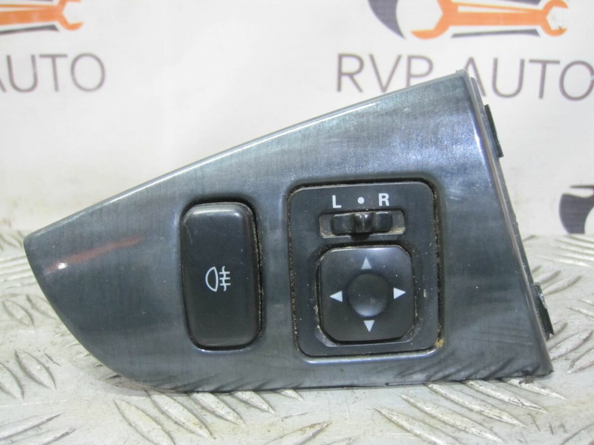 Блок управления светом Mitsubishi Lancer 9 2003-08 MR417977