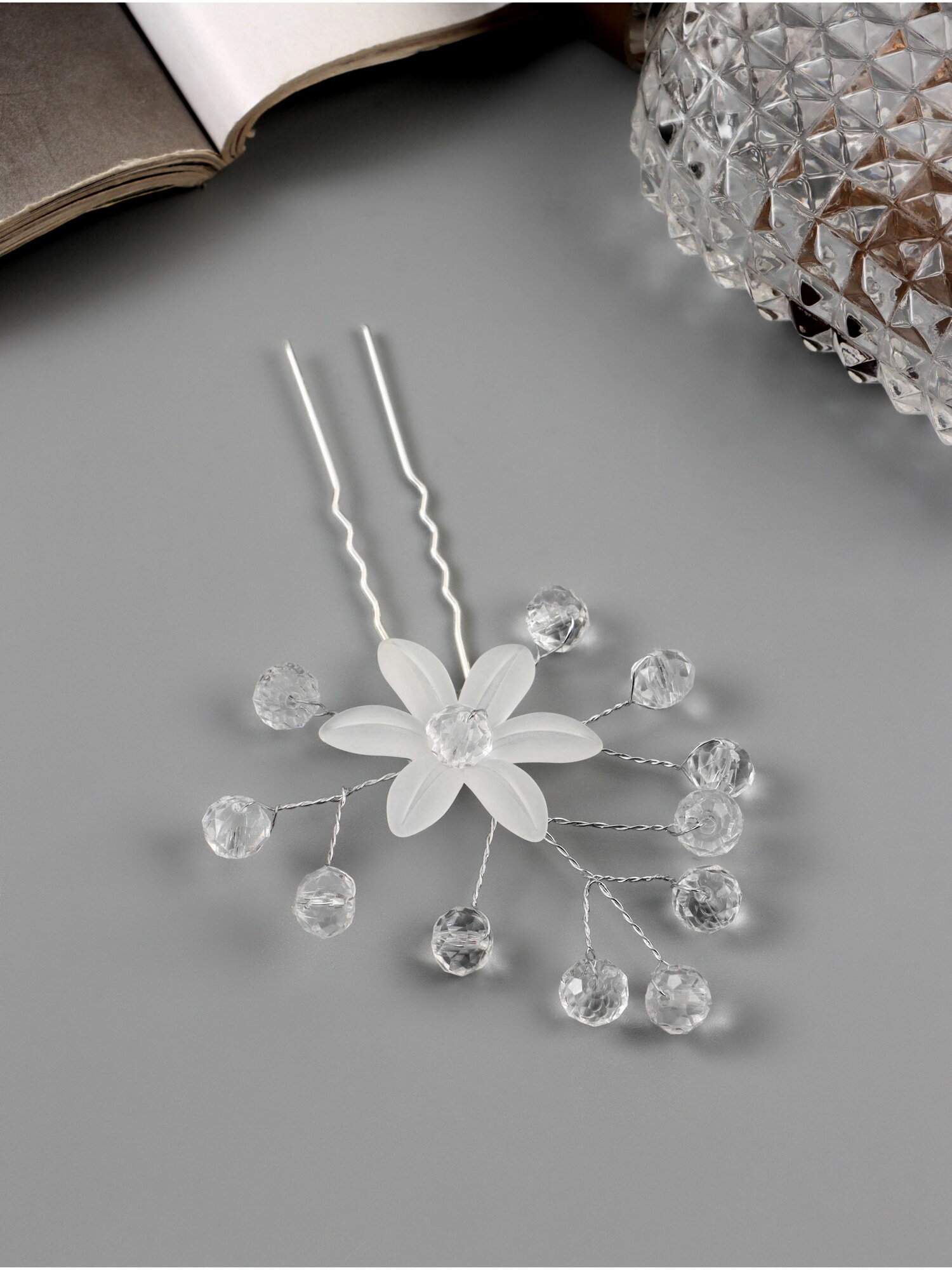 Шпилька для волос "Эмилия", цветок шарики, 9x7 см, прозрачная, 3 шт.