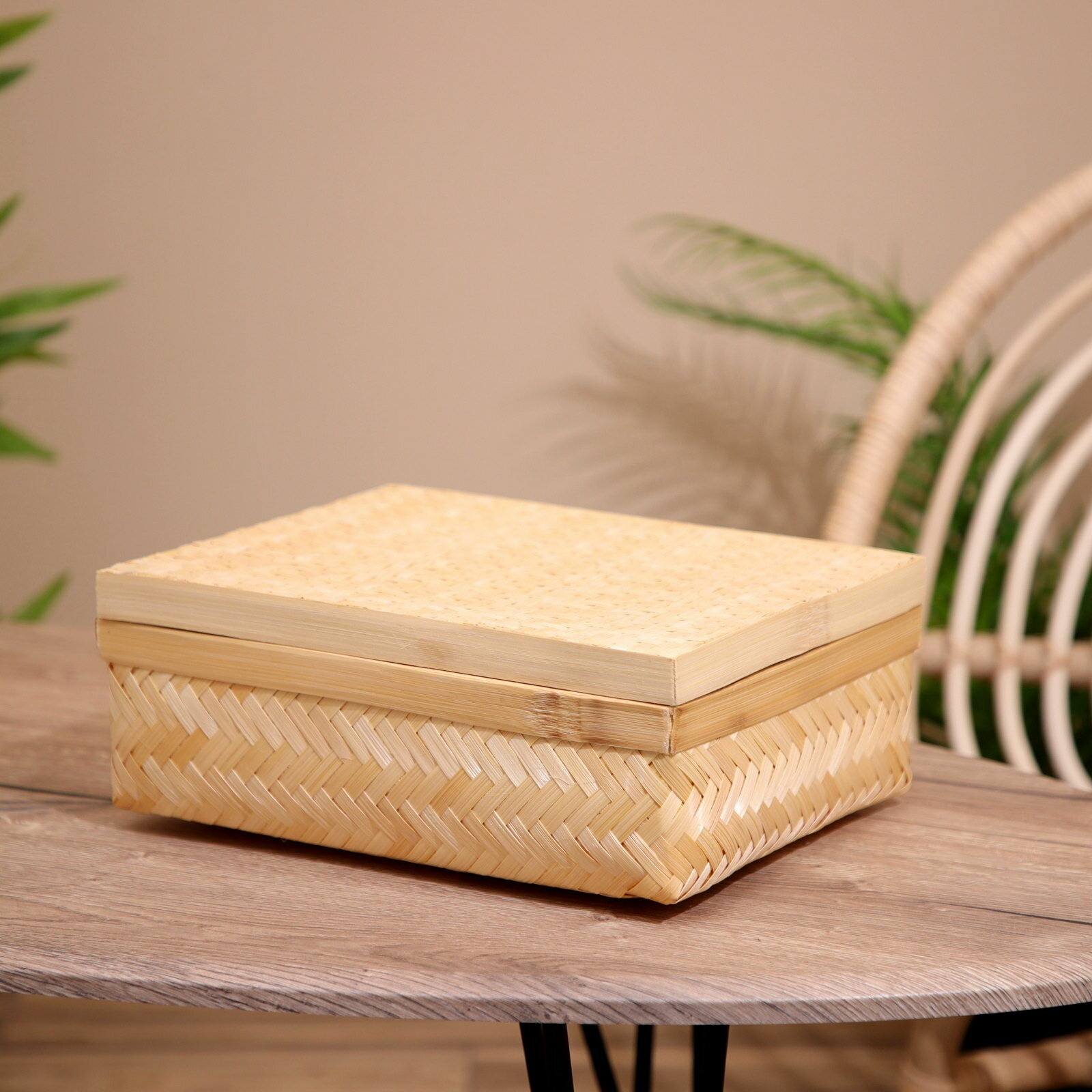 Шкатулка плетёная с крышкой, 30x23x11 см, бамбук, цвет: бежевый