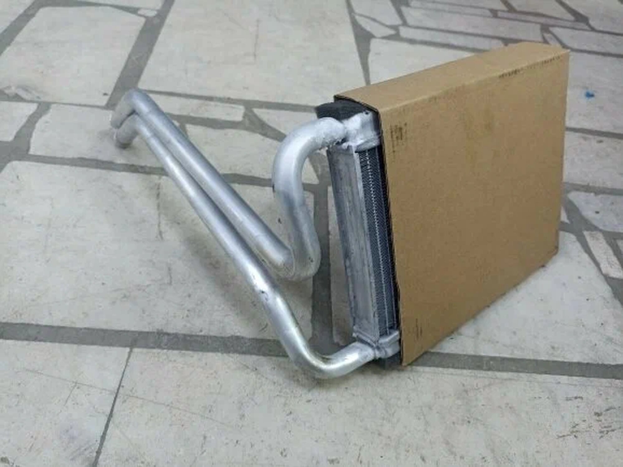 Радиатор отопителя Geely 1017016533, для легковых автомобилей, бензиновый двигатель