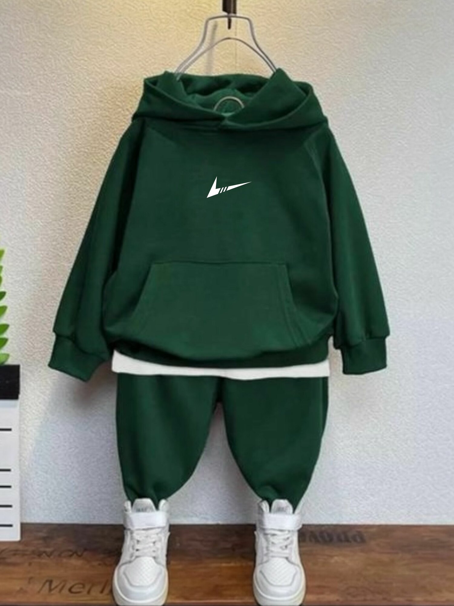 Костюм спортивный