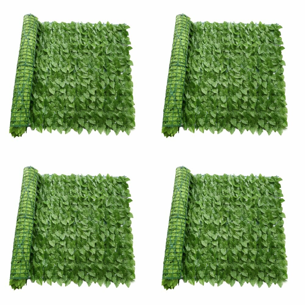 Декор балкона заднего двора искусственной живой изгородью