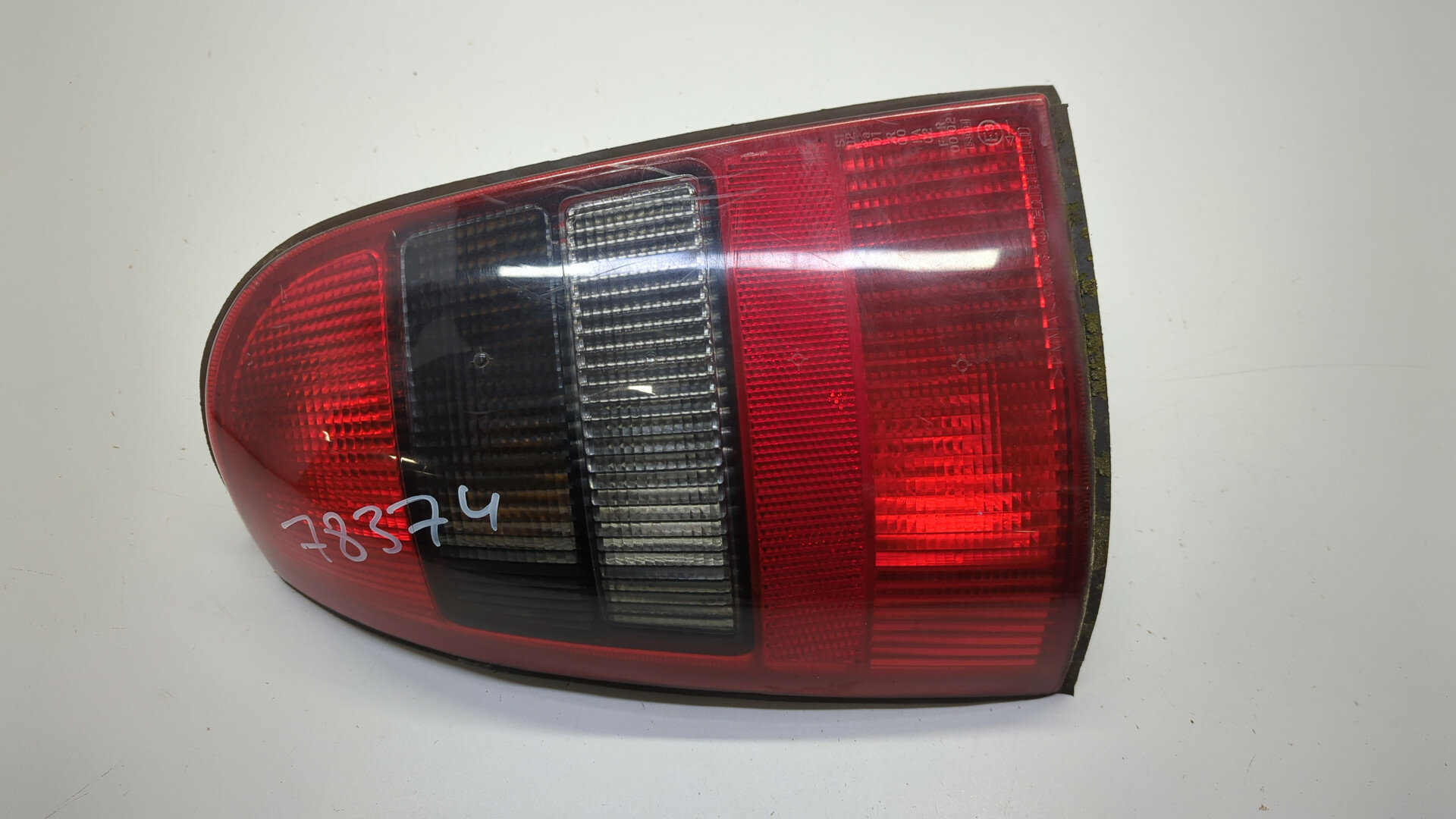 Фонарь (задний) левый Opel Vectra B Б/У