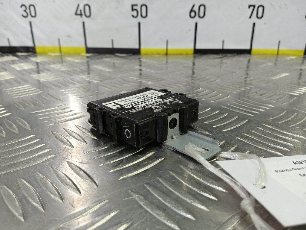 Блок управления Б/У для SUZUKI Grand Vitara II (2005—2008) 38620-65J01