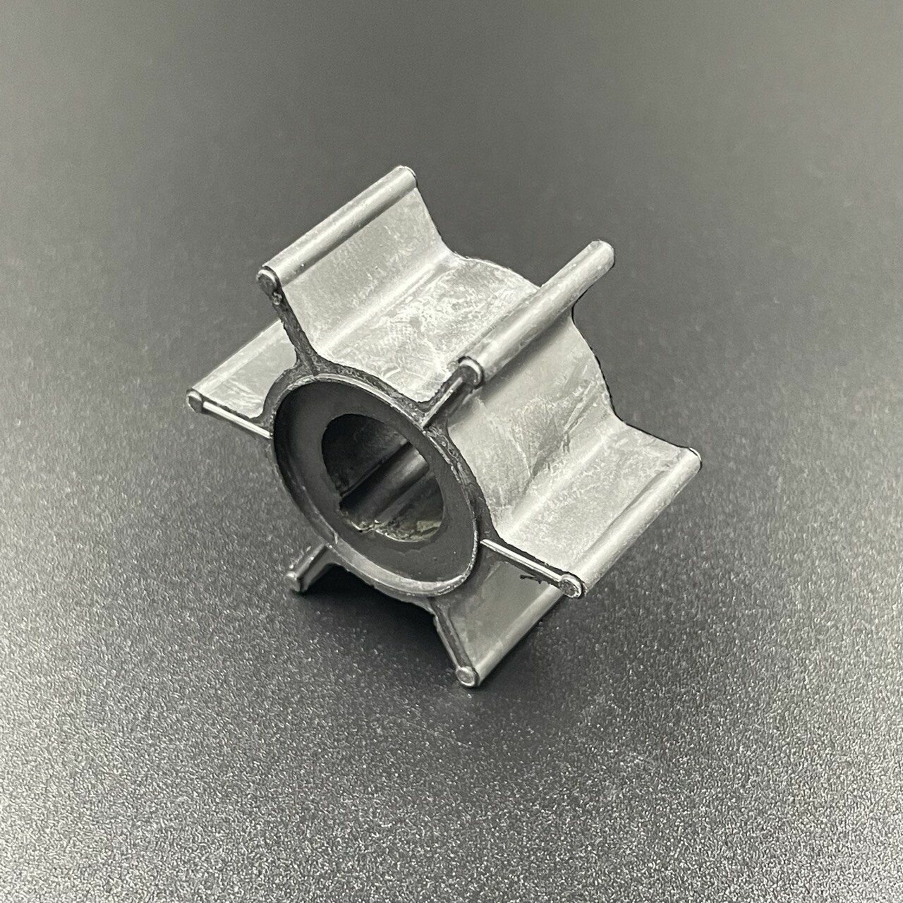 Крыльчатка помпы охлаждения Tohatsu 8-9.8, MFS8 (F8-04000200 47-8037481) (KACAWA), ОЕМ 3B2-65021-1