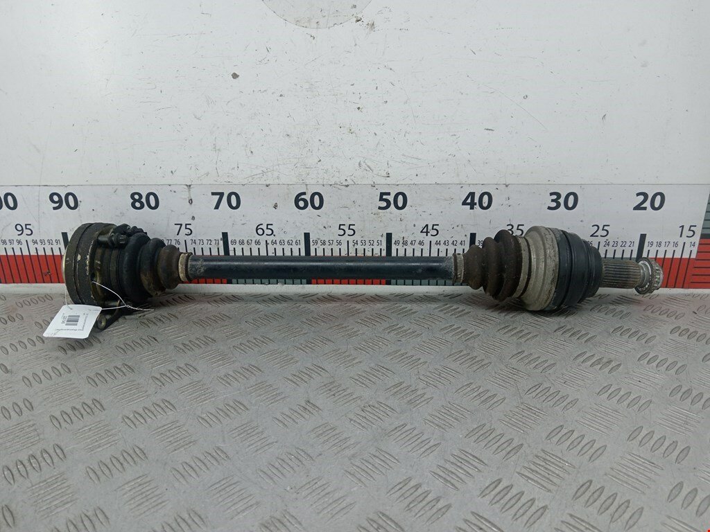 Полуось задняя левая (приводной вал шрус) BMW X5 (E53) 33207500915 арт. 2267545