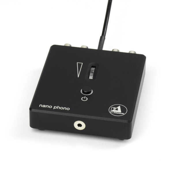 Фонокорректор Clearaudio Phonostage Nano Phono H V2 Black