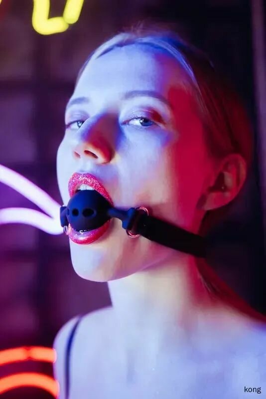 Кляп БДСМ в рот INTRIGUE красный / для взрослых / эротических игр, секс-игрушка.