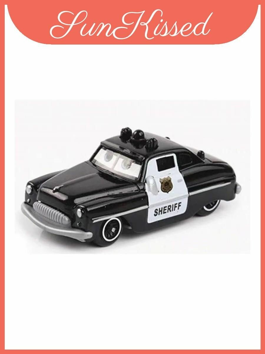 Детальная модель машинки Молния Маккуин 1:64 черная