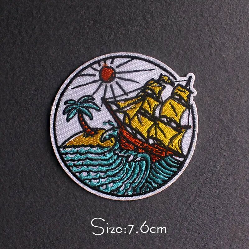 Нашивки Prajna с вышивкой горы PE6032CT