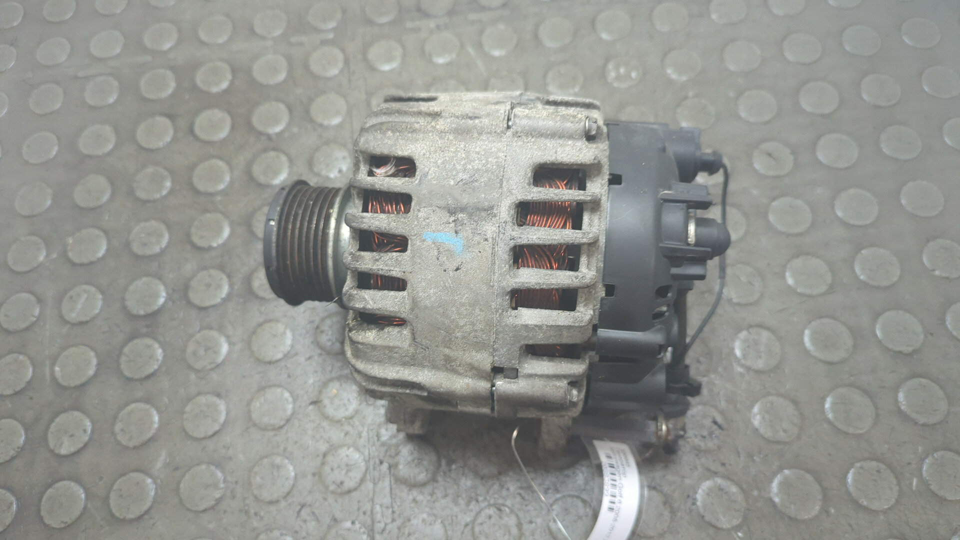 Генератор Volkswagen Golf 6 Б/У