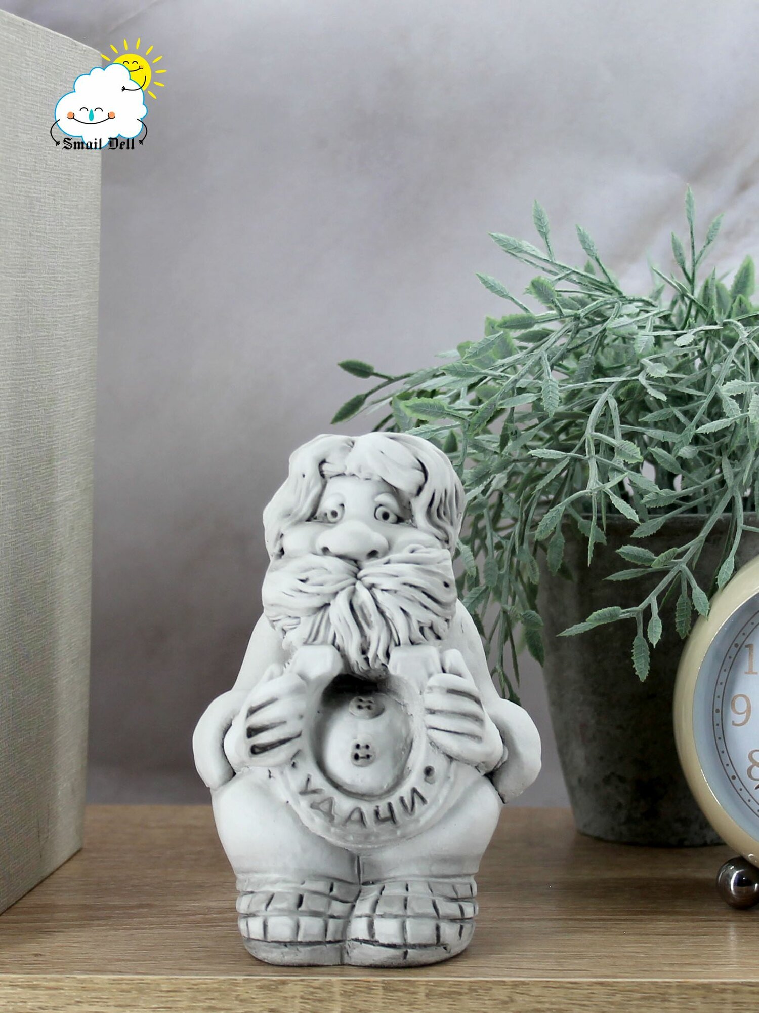 Интерьерная статуэтка "Домовой с подковой на удачу" , 11см, гипс, цвет слоновая кость