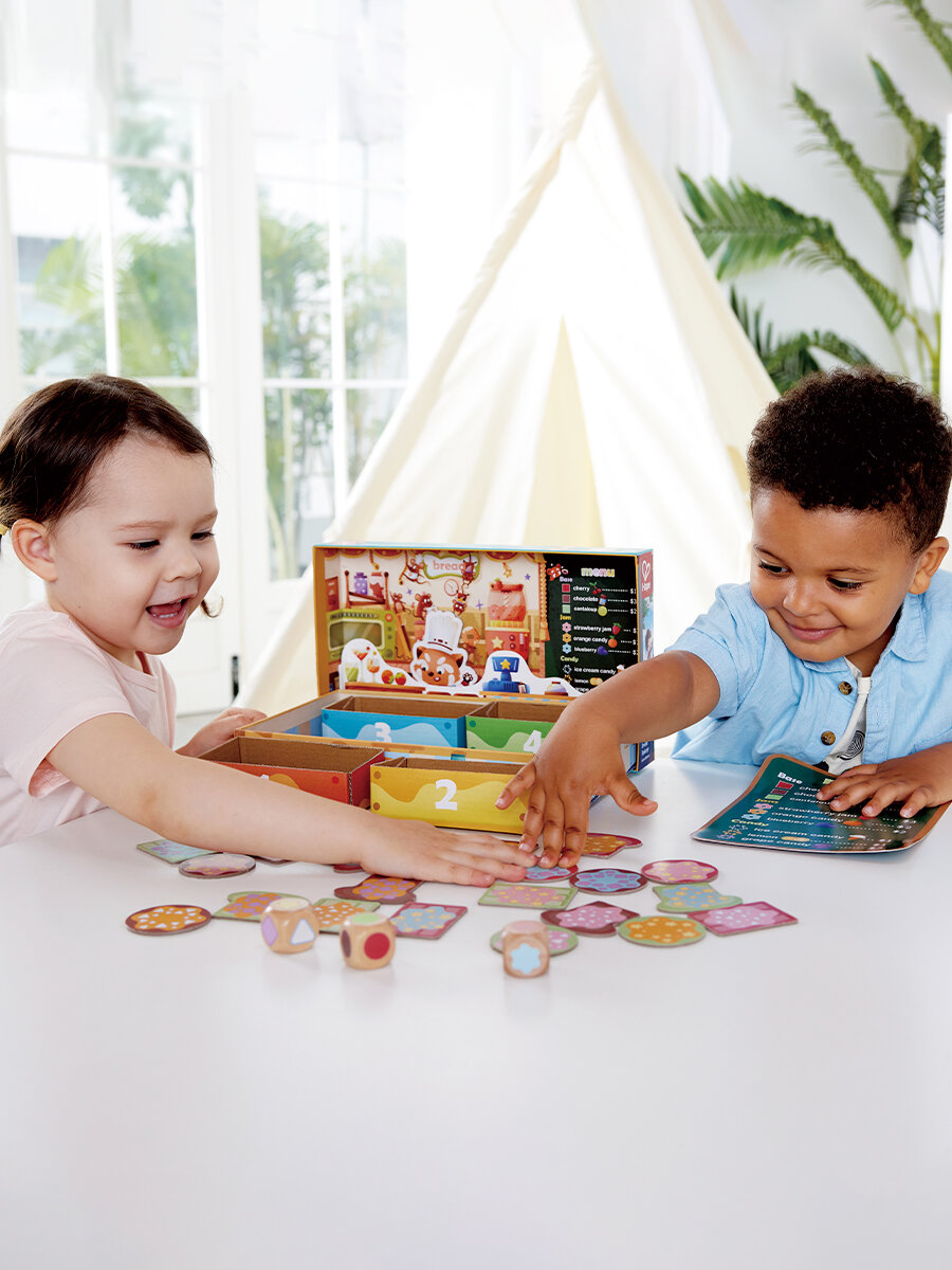 Детская настольная игра Hape "Веселая кондитерская", серия "Пора играть" E1103_HP